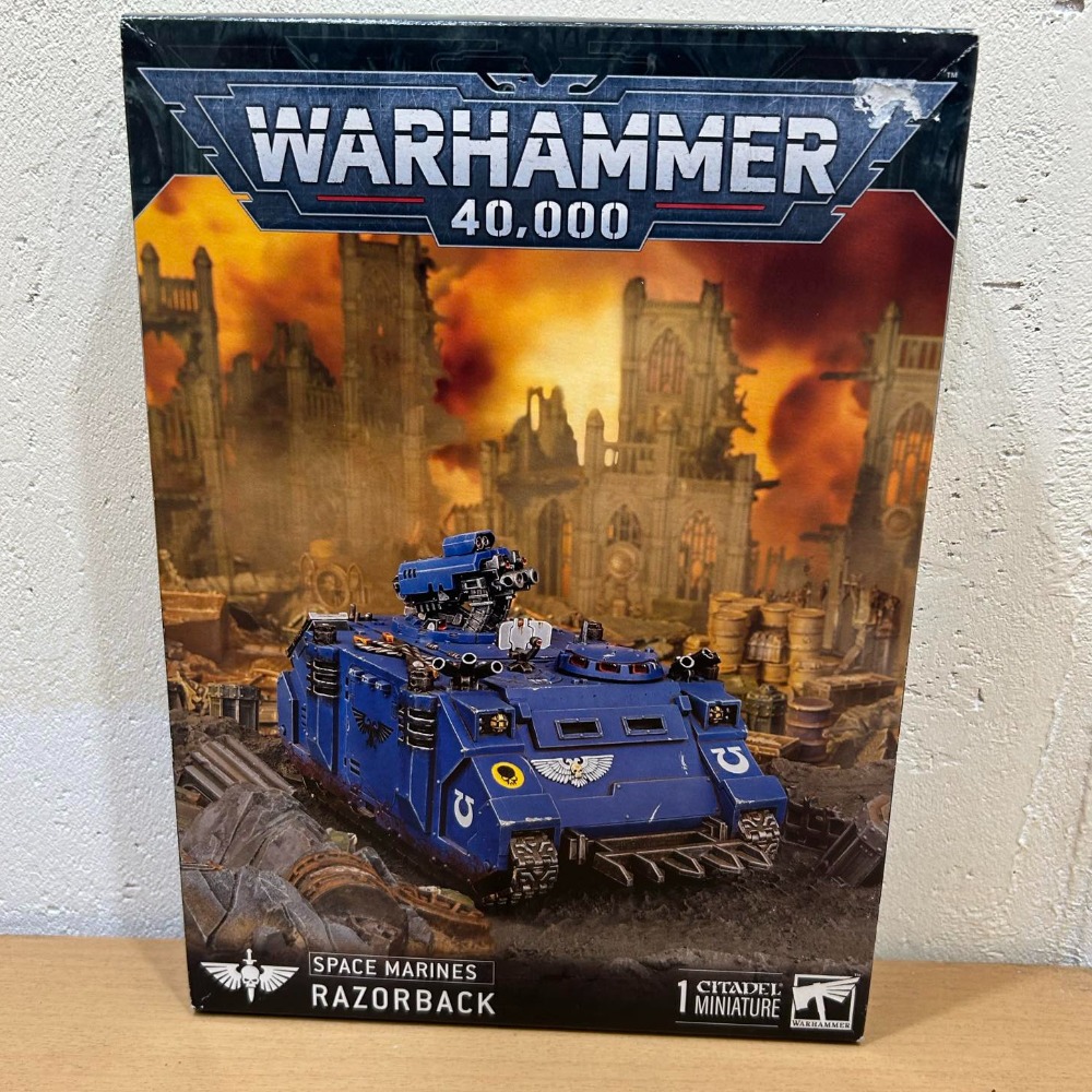 Like New Warhammer 40k Space Marines - Razorback - Own4Less